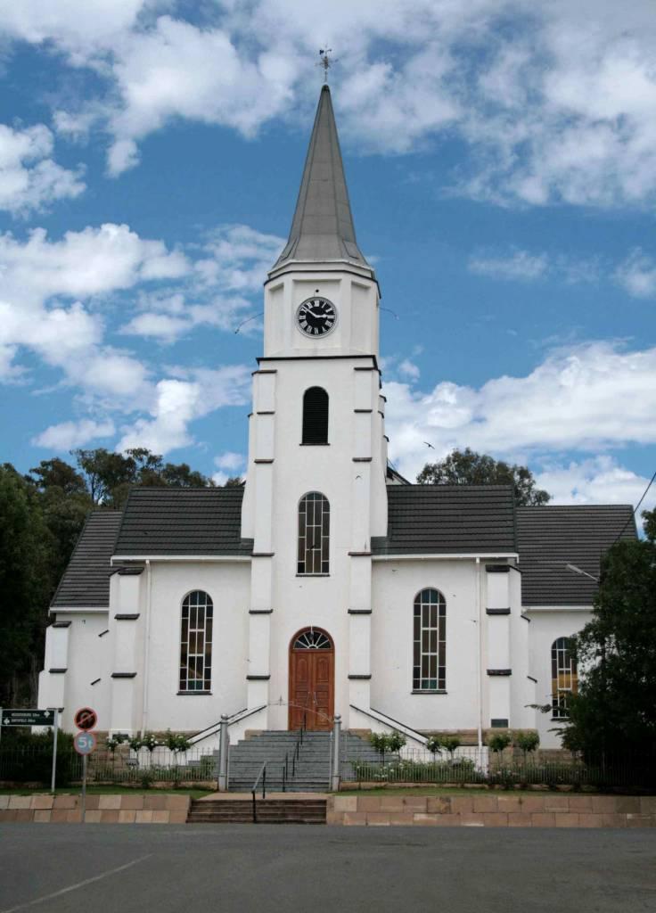 James Bond van ouds gooi draai in Dewetsdorp – NG Kerk Vrystaat
